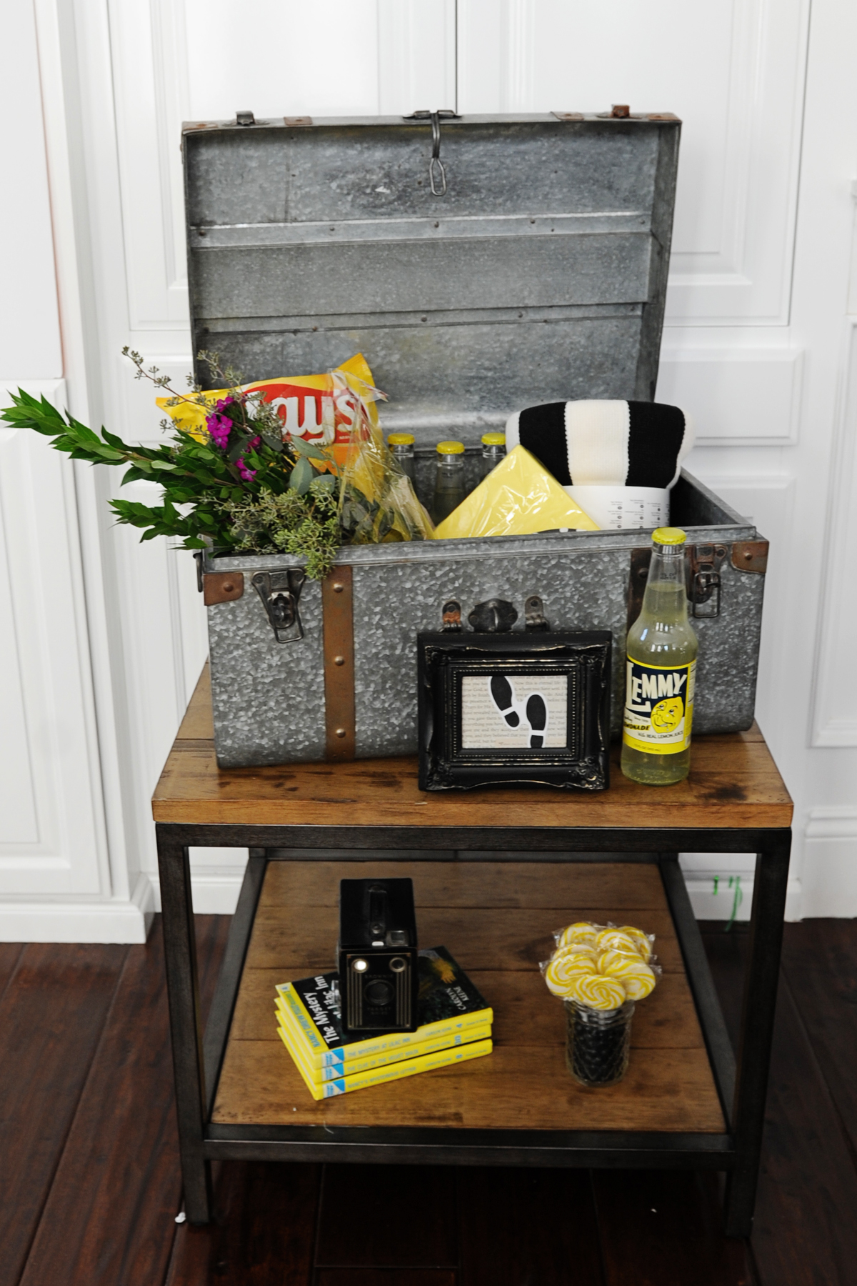 Nancy Drew Mystery Birthday Party Idea (Printables)