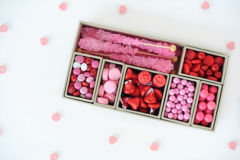 Super Cute DIY Valentines Candy Gift Box Craft (Red & Pink)