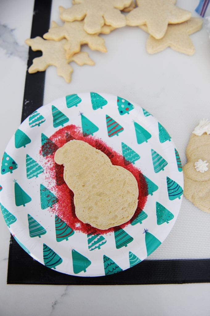 How To Decorate Easy Santa Face Christmas Cookies — Pink Peppermint Design