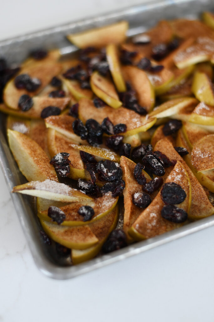 How to Make Delicious Baked Cinnamon Sugar Apple Slices — Pink ...