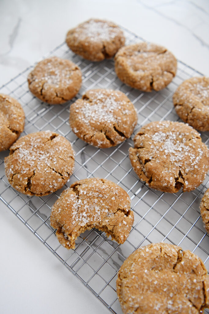 Delicious Soft & Chewy Ginger Molasses Cookie Recipe — Pink Peppermint ...