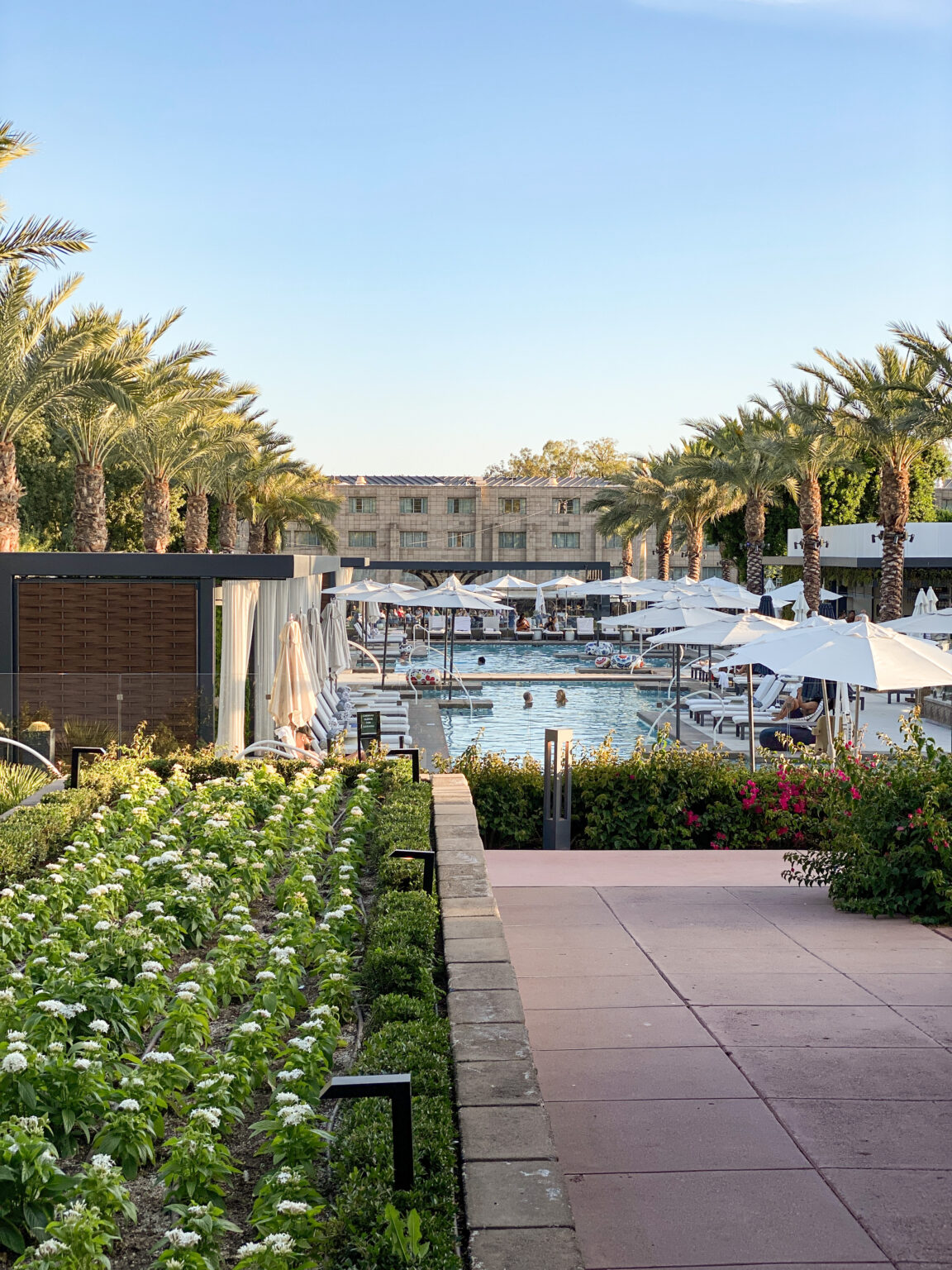 Arizona Biltmore Luxury Resort in Phoenix Weekend Getaway — Pink ...