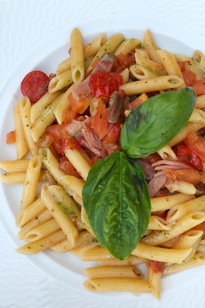 Casual Dinner Party Menu Ideas for Stress-Free Entertaining — Pink ...